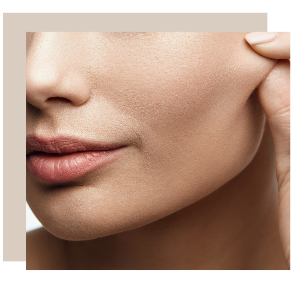 Injection acide hyaluronique à Nice : lèvres, pommettes | Dr Pescetto